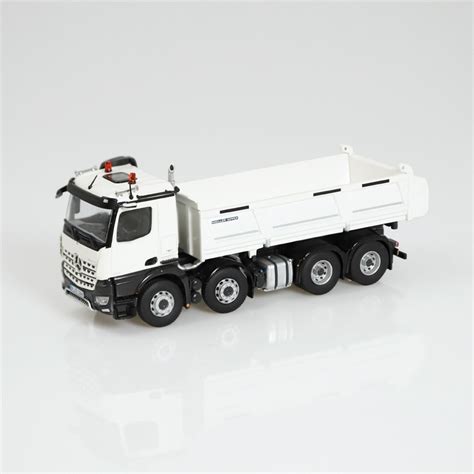 Mercedes Arocs 8x4 MODEL