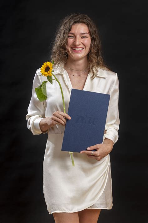 Mit Grosser Freude Blicke Ich Auf Den Erfolgreichen Abschluss Meines