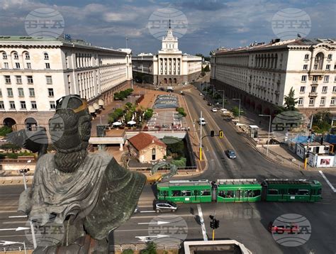Мерки срещу отпадането на деца от образователната система през новата учебна година ще бъдат