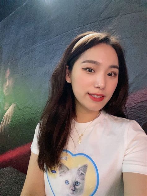 울쎄라 리프팅 후기 4개월차 유지기간 및 매끈한 이중턱 라인 네이버 블로그