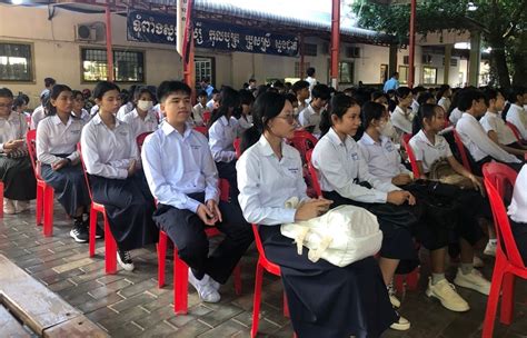 វិទ្យាល័យ ១០ មករា ១៩៧៩ គ្រោងពង្រីកថ្នាក់សិស្សពូកែ ដើម្បីពង្រឹងចំណេះដឹងដល់សិស្ស