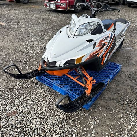 Yahooオークション 道東発 Arctic Cat M800 M8 162 スノーモービル