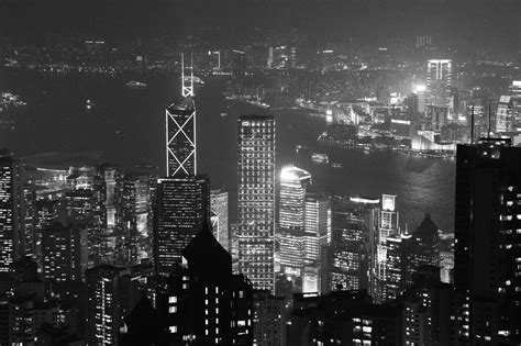 무료 사진 도시 도시 건물 흑백 랜드마크 건축 거리 다운 타운