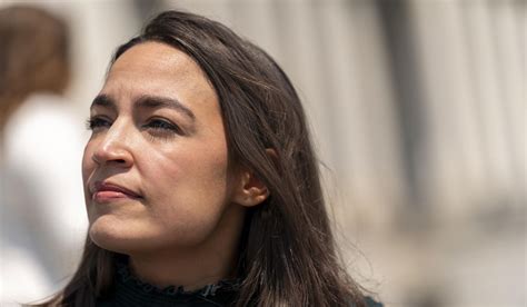 Alexandria Ocasio Cortez Joins Tiktok To Argue Against Ban As