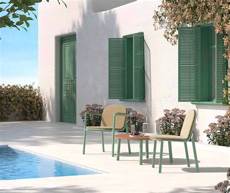 Creta Outdoor Range Crank Furniture Company Pty Ltd