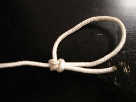 How To Make A Bowline Knot