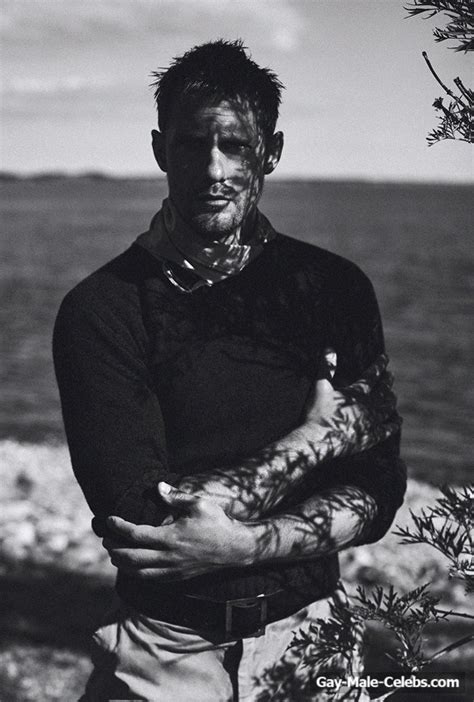 Actor Alexander Skarsgard Sexy Shirtless Photoshoot Gay Male Celebs Com