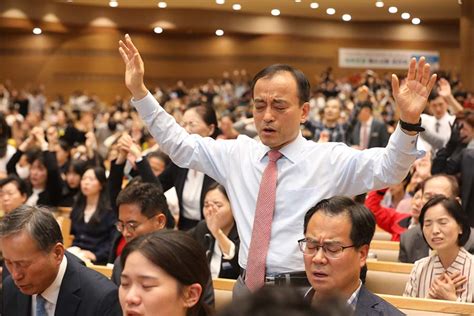 하나님이 공급하시는 힘으로 혼신의 힘을 다하는 기도 라이프 종교신문 1위 크리스천투데이 필라한인 뉴스 정보 센터 Phila Hanin Korean News