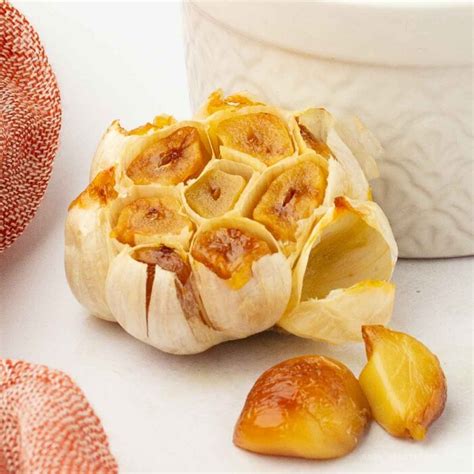 How To Make Lemon Garlic Aioli With Roasted Garlic