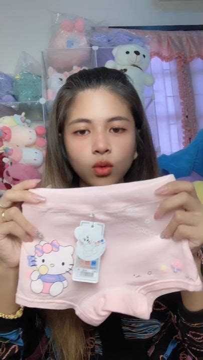 กางเกงในเด็กผู้หญิงลาย Hello Kitty แพ็ค 4 ตัว แบบคละสี Th