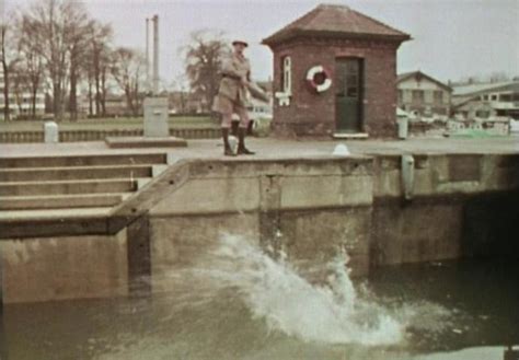 Monty Python The Fish Slapping Dance Monty Python Funny Pictures