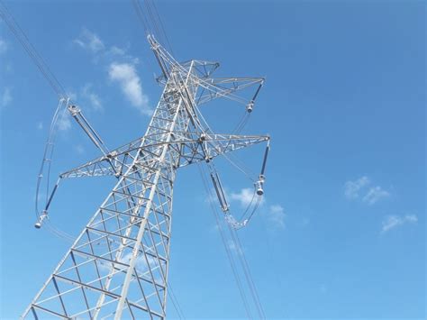 Електропреносните оператори на България и Румъния заедно с един от… Electricity System