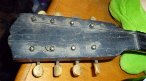 Small 8 String Banjo Antiques Board