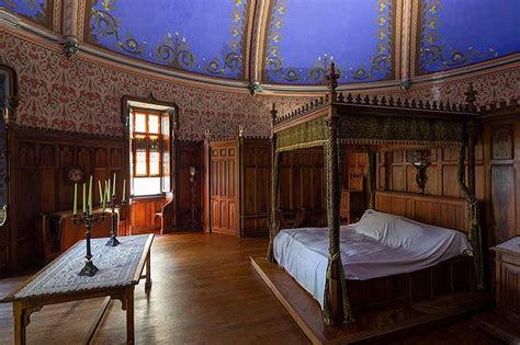 How Many Bedrooms Are In A Medieval Castle
