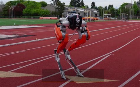 robot velocista logra récord mundial guinness video aristegui noticias