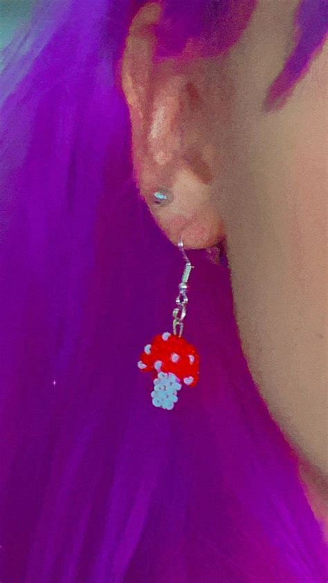 Грибочек из бисера Бисерные украшения Летние браслеты Серьги с крестиками