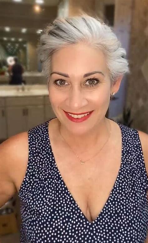 This Hairstyle Looks Fabulous With Your Gray Hair Upstyle