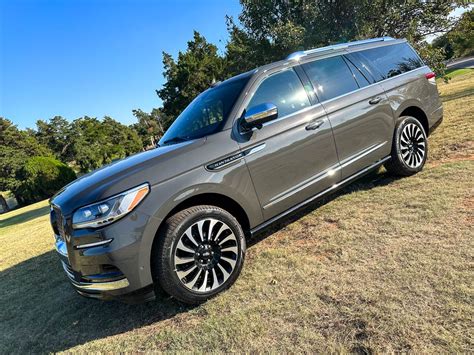 2023 Lincoln Navigator L Black Label Review A Long Luxury Limousine
