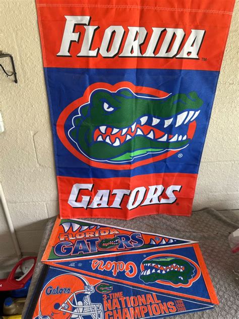 Lot 581 Florida Gators Flags Sizzlin Deals Llc