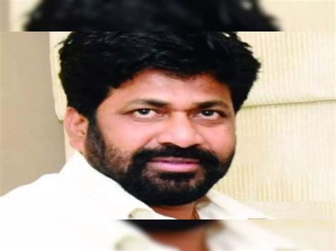 सरकारी अधिकाऱ्यावर हात उगारणे भोवले आमदार बच्चू कडू यांना दोन वर्षांची