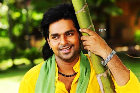 भोजपुरी सुपर स्टार पवन सिंह का जीवन परिचय Pawan Singh Biography In