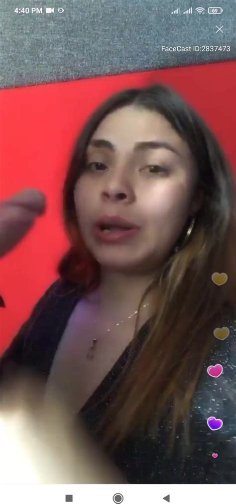 Young Nymphet Gave Her Boyfriend A Blowjob During A Live Stream And The