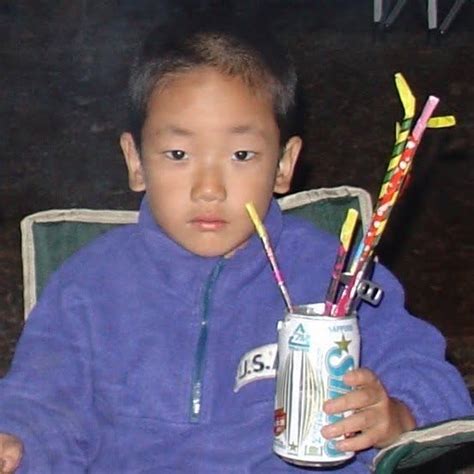 サトミ Stomi • Threads Say More