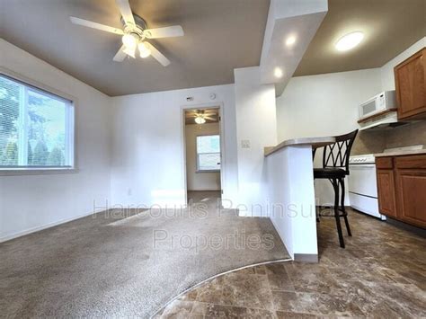 1330 N Lafayette Ave Unit A Bremerton Wa 98312 Condo For Rent In