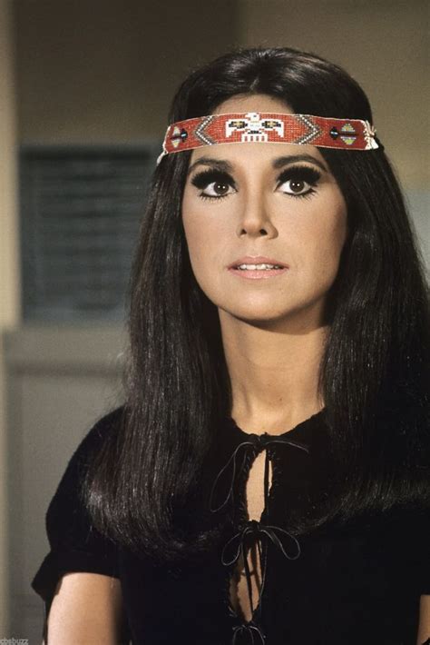 40 Gorgeous Photos Of Marlo Thomas In The 1960s And 70s Vintage News
