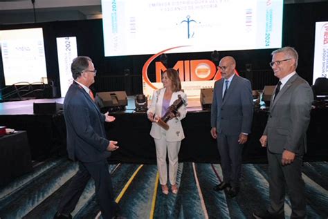 Ballester Hermanos Gets ‘business Excellence Award From Mida News Is My Business