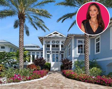 Bethenny Frankels Florida Mansion A Home Run By Her Daughter Crazy