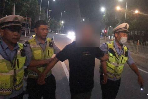 【图】卡友污损号牌 交警：12分罚200驾照降级 文章图片卡车之家，中国最好的卡车门户网站