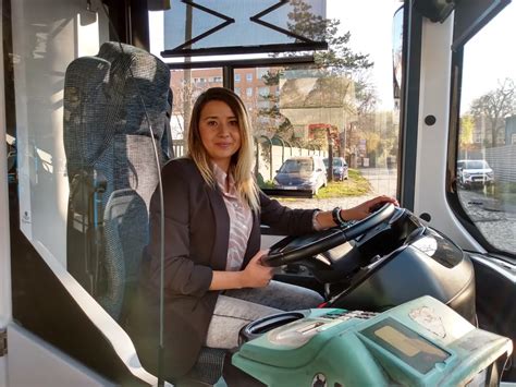 Elektrycznym Autobusem Ikarus Można Przejechać Się We Wrocławiu