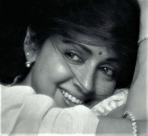 Hema Malini Scrolller