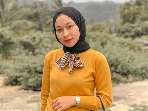 Cari Jodoh Gadis Staf Admin Siap Nikah Si Janda Kembang