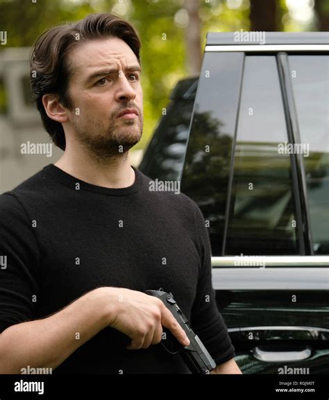 The Passage Vincent Piazza You Owe Me A Unicorn Season 1 Ep 102 Aired January 21 2019