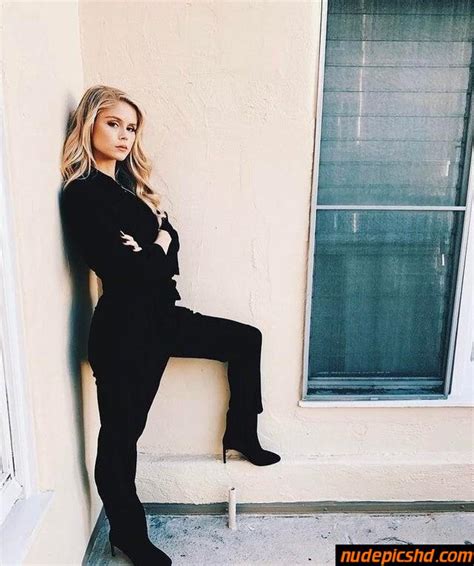 Erin Moriarty Nude Porn Pics Onlyfans Leaked Sex Scenes Tits Bikini