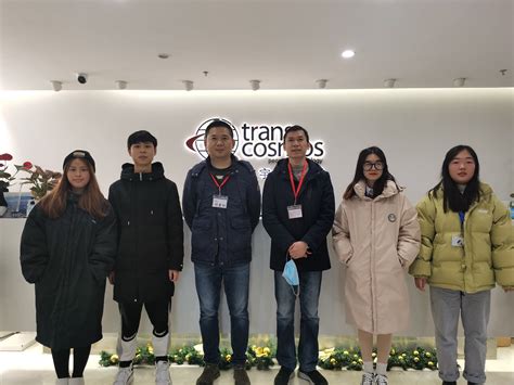 走访企业听心声 看望学生助成长商务贸易学院开展企业调研回访活动