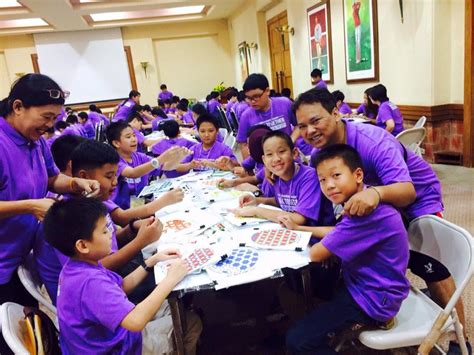 พวกผมกำลังทำเทสเซเลชั่นบนผืนผ้ากันคร้าบบบบ Bcc Primary Math Facebook