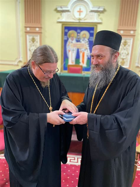 Игуман Методије у посети Карловачкој Богословији ХИЛАНДАР Ι Μ ΧΙΛΑΝΔΑΡΙΟΥ Hilandar