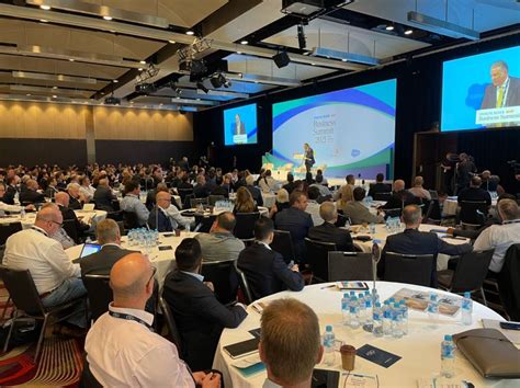 Cassandra Lu On Linkedin Financialreview