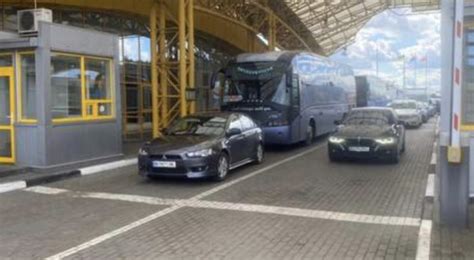 В Україну ще приганяють автомобілі з за кордону які саме Твоя МАШИНА