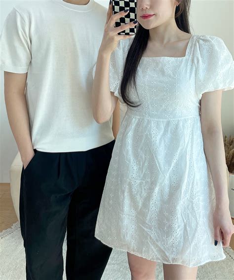 러브온타임 커플룩 강추 스퀘어넥 코튼 플라워 펀칭 퍼프 반팔 캉캉 미니 원피스 반팔니트 남자니트 데이트룩 시밀러룩