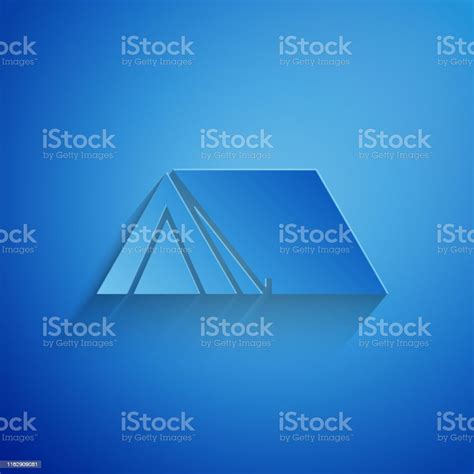 종이 잘라 관광 텐트 아이콘 파란색 배경에 격리 캠핑 기호입니다 종이 아트 스타일입니다 벡터 일러스트레이션 관광에 대한 스톡 벡터 아트 및 기타 이미지 Istock