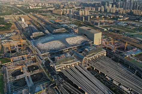 新华全媒＋丨合杭高铁湖杭段建成通车 杭州西站启用腾讯新闻