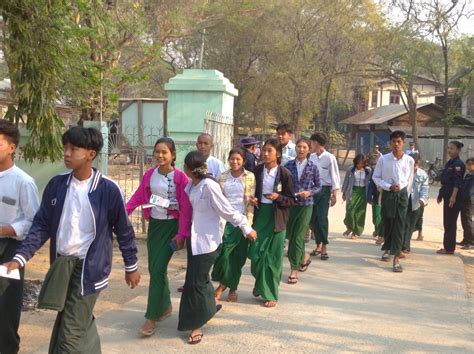 တံတားဦးခရိုင်တွင် ၂၀၂၄ ခုနှစ် တက္ကသိုလ်ဝင်တန်းစာမေးပွဲ ပဉ္စမမြောက်နေ့ သမိုင်းဘာသာရပ်၌ ကျောင်းသား