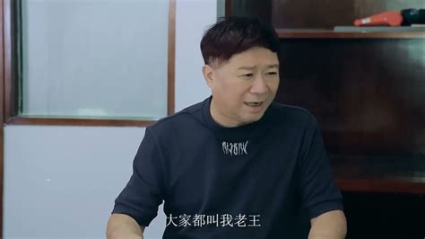 男子找女医生看病，一个敢说一个敢问，俩人的对话太有趣了 Youtube