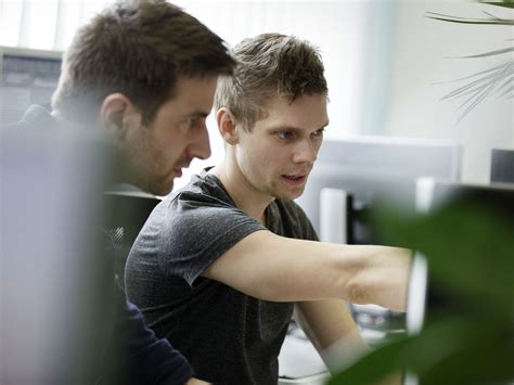 development of distributed systems vector