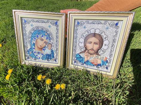 Вінчальна пара Ікони вишиті чеським бісером 5 000 грн Витвори майстрів рукоділля