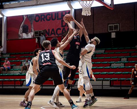 Jornal Da Franca Lucas Dias Do Sesi Franca é Apontado Como O Pivô